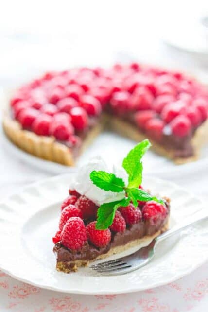 Healthy Chocolate Tart with Raspberries - Healthy Seasonal Recipes