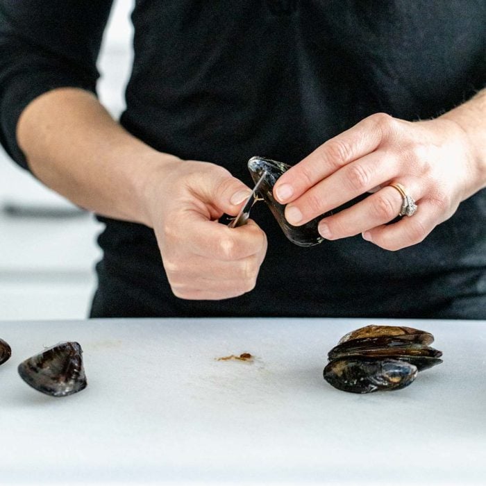 How To Clean and Cook Mussels - Healthy Seasonal Recipes