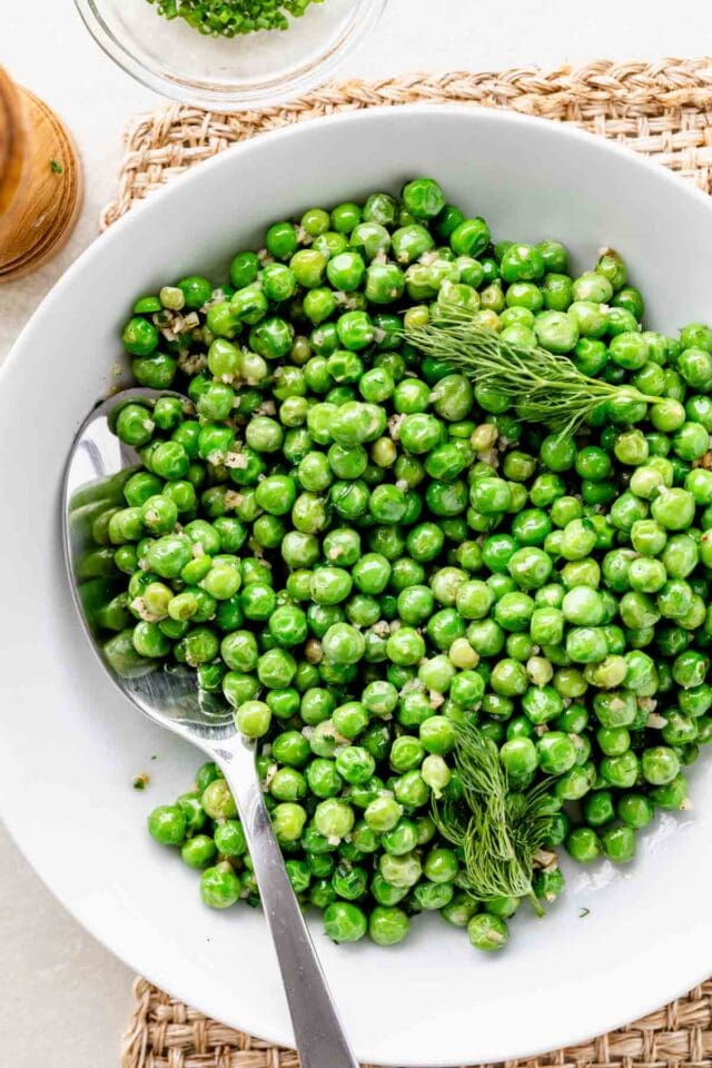 How To Cook Peas (Fresh or Frozen) - Healthy Seasonal Recipes